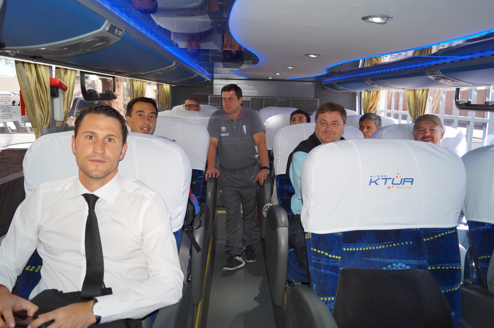 SOMOS ESPECIALISTAS ⋆ BUSES KTUR